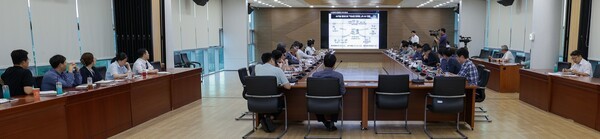 한전KDN, AI와 에너지 융합 및 해외사업 선제 대응 가속화 논의 위한 토론회 개최